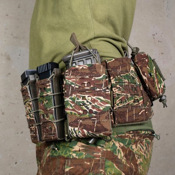 Single AK/AUG/G36 Mag Pouch - Novritsch | Airsoft